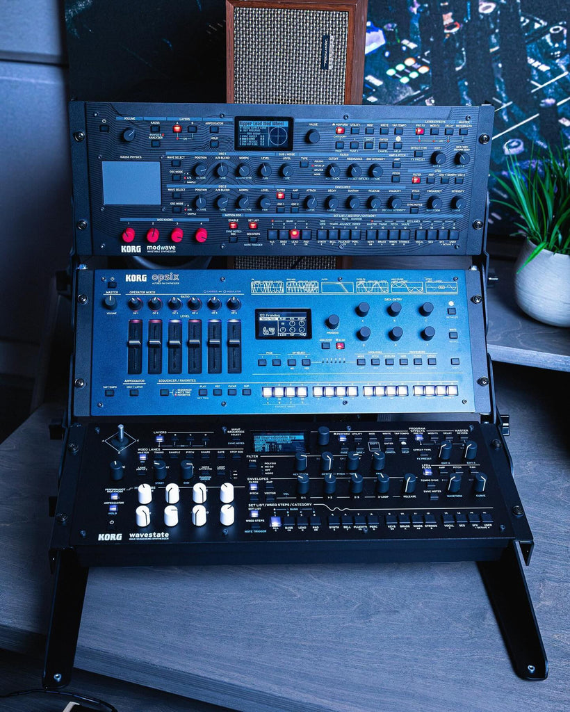 RETRAKT Adjustable Angled Rack-mounting System – retroaktiv